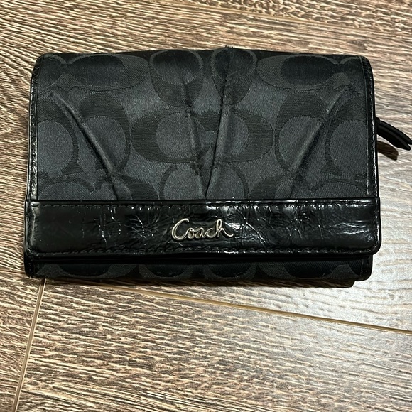Coach | Bags | Coach Black Wallet With Textured Design And Sleek ...